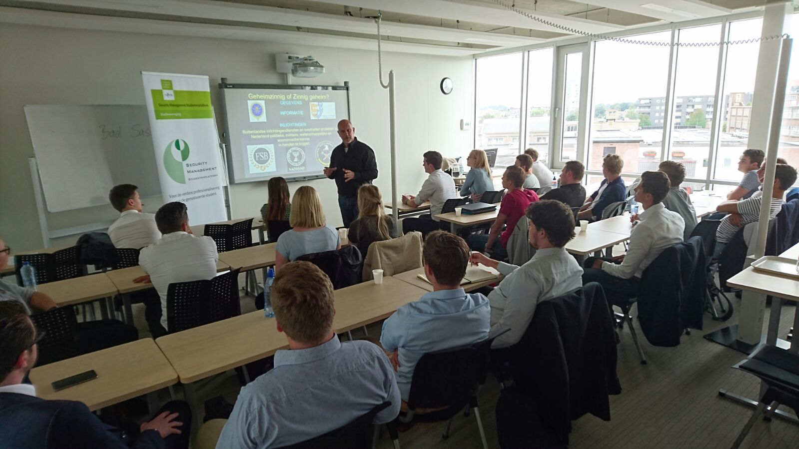 Guest lecture: Inlichtingen cyclus & herfstborrel (terugblik) - Security Management ...